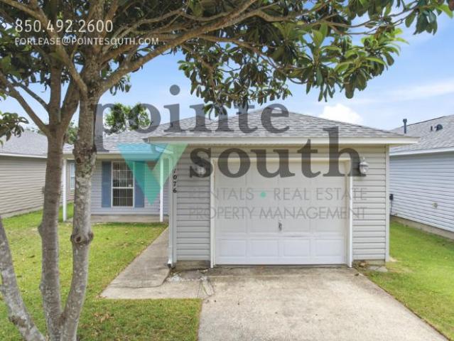 3 Br, 2 bath, Single Family 1076 Antigua Cir