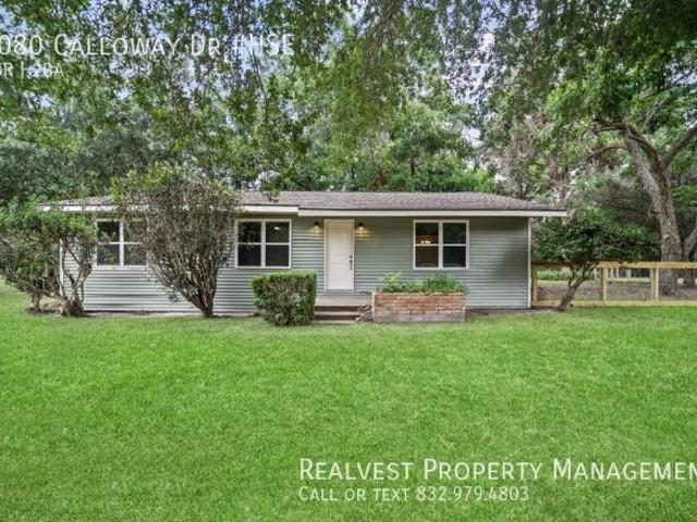 3 Br, 2 bath, Single Family 1080 Calloway Dr