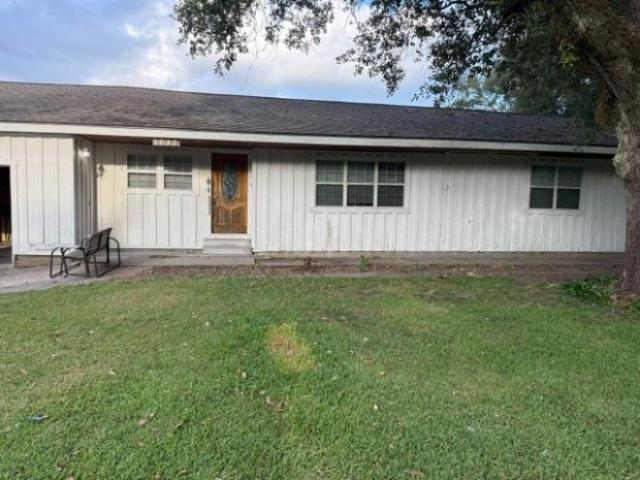 3 Br, 2 bath, Single Family 1080 Turner