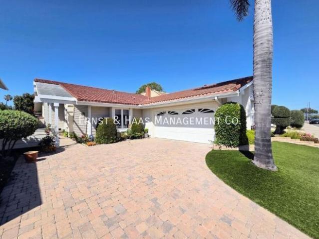 3 Br, 2 bath, Single Family 10835 Slater Ave