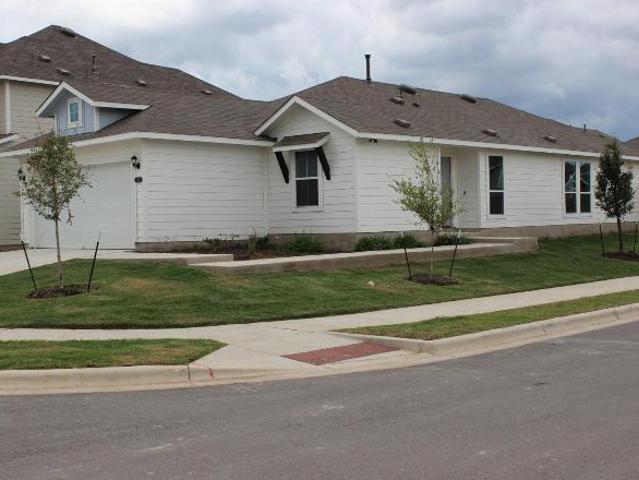 3 Br, 2 bath, Single Family 108 White Dunes Drive