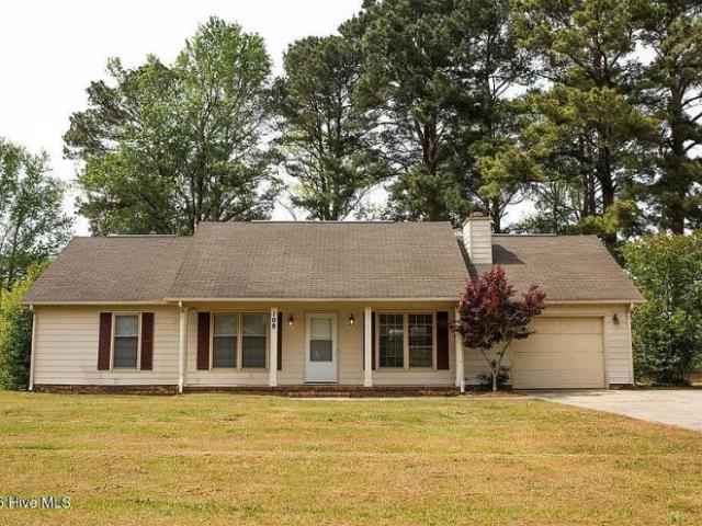3 Br, 2 bath, Single Family 108 Kelliwood Dr