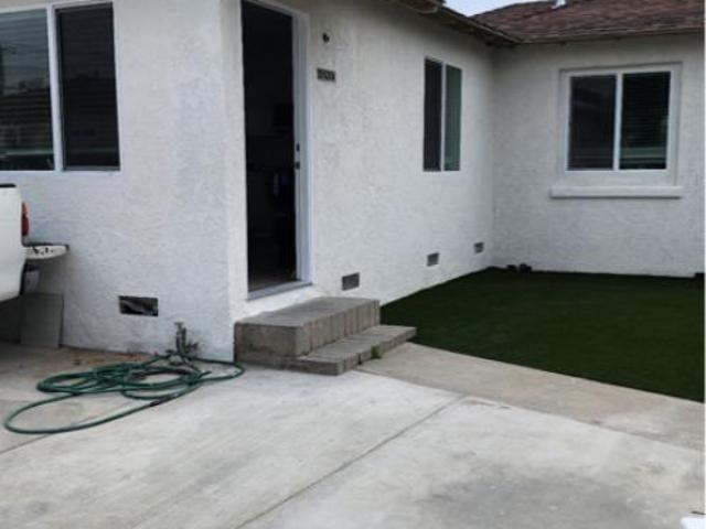 3 Br, 2 bath, Single Family 10920 Lilian Ln