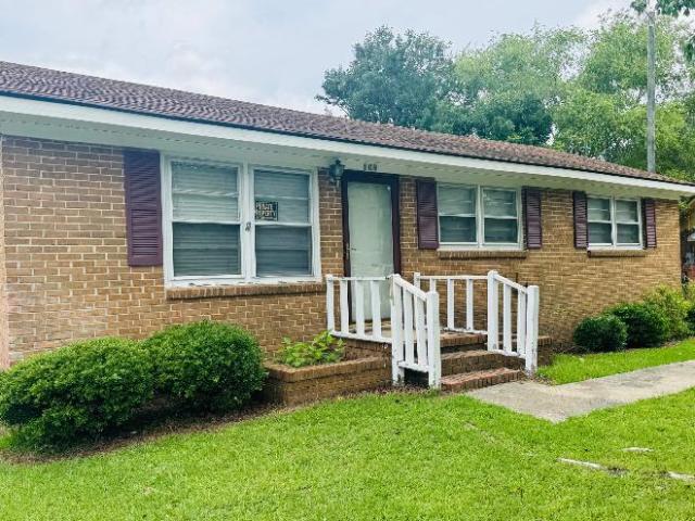 3 Br, 2 bath, Single Family 109 Jeffery St