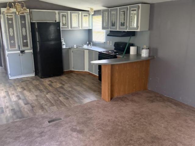 3 Br, 2 bath, Single Family 10 Conard Dr