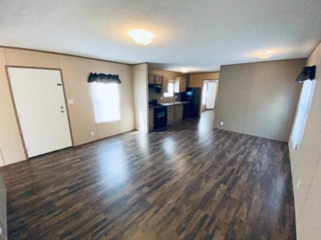 3 Br, 2 bath, Single Family 10 E Dogwood Dr