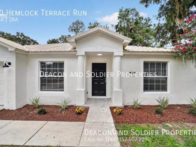 3 Br, 2 bath, Single Family 10 Hemlock Terrace Run