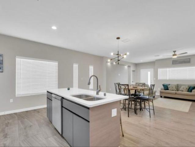 3 Br, 2 bath, Single Family 113 Via Rojas Dr