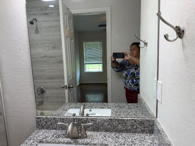 3 Br, 2 bath, Single Family 113 Cabaniss Ave