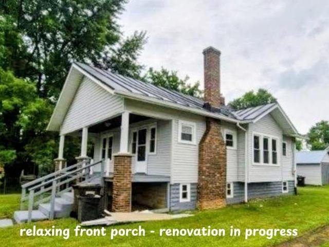 3 Br, 2 bath, Single Family 113 Columbia Street