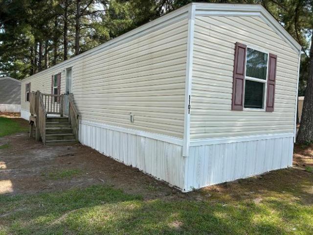 3 Br, 2 bath, Single Family 1101 Teneile St