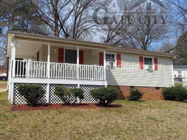 3 Br, 2 bath, Single Family 1105 Meadowbrook Blvd