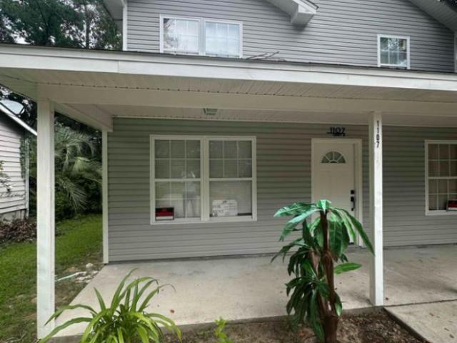 3 Br, 2 bath, Single Family 1107 Basin Street