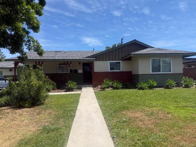3 Br, 2 bath, Single Family 11092 Dallas Dr