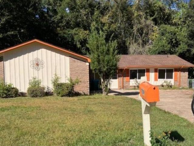 3 Br, 2 bath, Single Family 1109 Lebadine Court