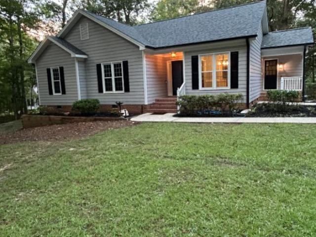 3 Br, 2 bath, Single Family 110 Woodland Ridge Dr