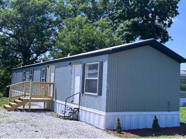 3 Br, 2 bath, Single Family 1110 Rim Rd