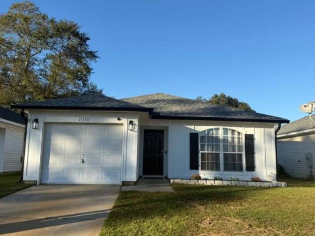 3 Br, 2 bath, Single Family 11111 Chippewa Way
