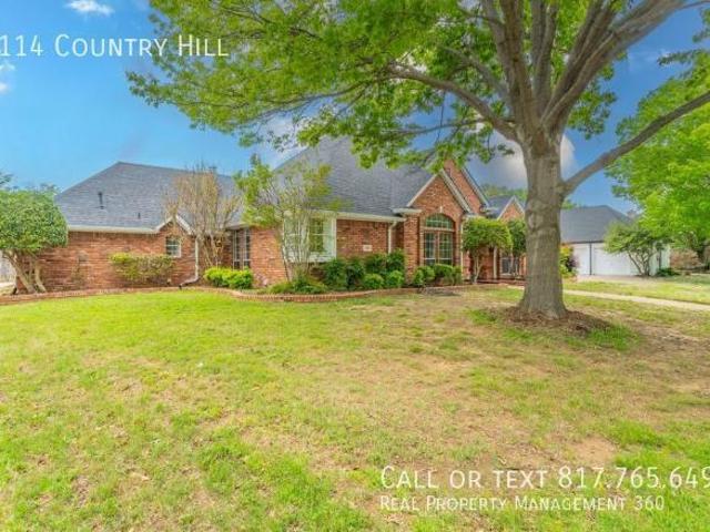 3 Br, 2 bath, Single Family 1114 Country Hill