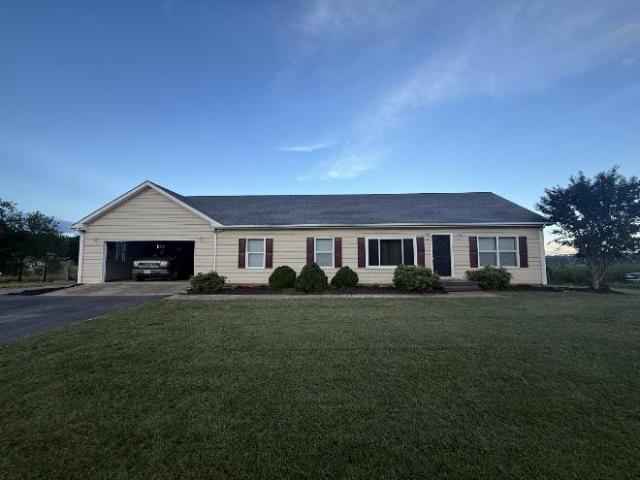 3 Br, 2 bath, Single Family 1114 Templeton Mill Rd