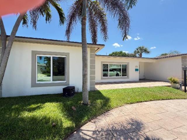 3 Br, 2 bath, Single Family 111 Vasser Drive