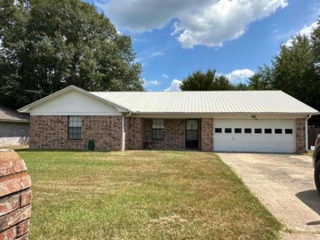 3 Br, 2 bath, Single Family 111 David Dr