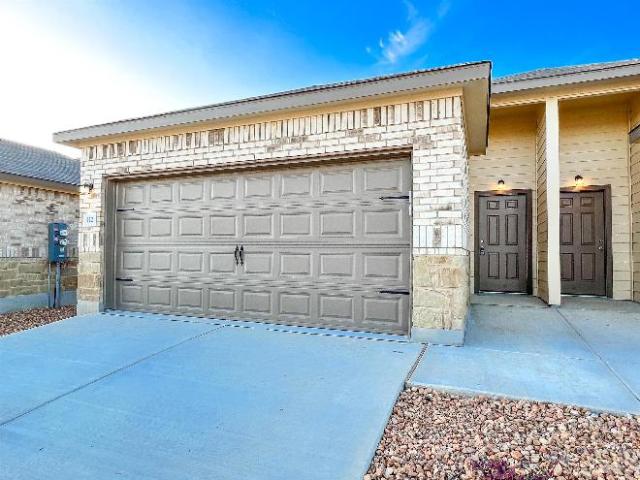 3 Br, 2 bath, Single Family 112 Highland View