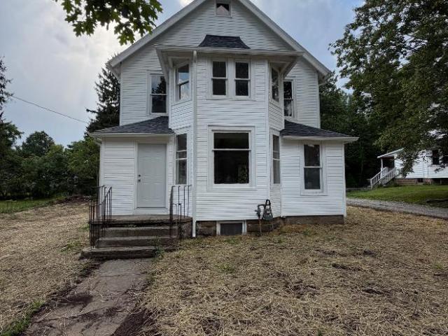 3 Br, 2 bath, Single Family 11687 Peckham St
