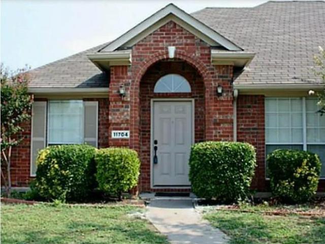 3 Br, 2 bath, Single Family 11704 Rocky Point Dr