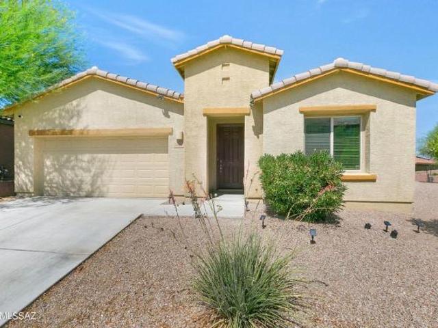 3 Br, 2 bath, Single Family 1172 E Madera Grove Ln