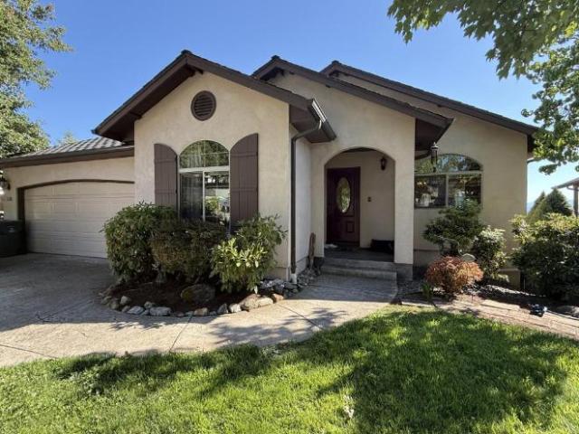 3 Br, 2 bath, Single Family 1176 NE Bonny Doon Ln