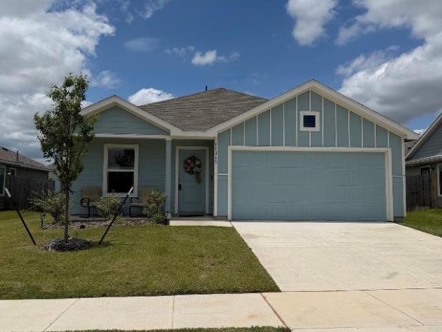 3 Br, 2 bath, Single Family 11815 Hermosa