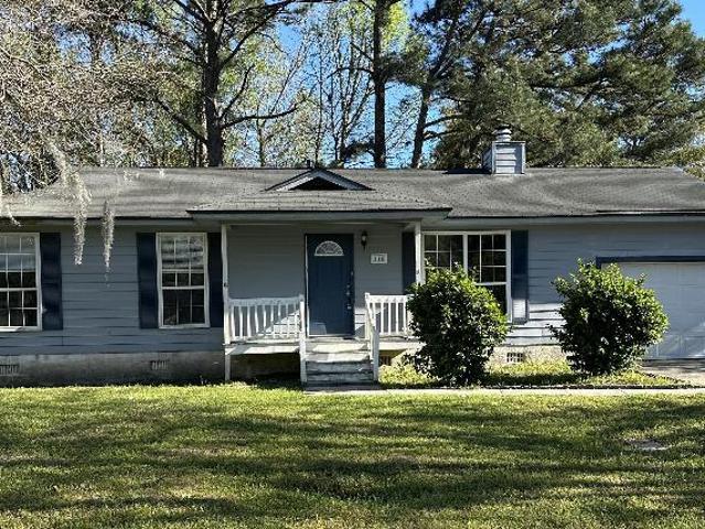 3 Br, 2 bath, Single Family 118 Cambridge Drive