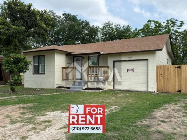 3 Br, 2 bath, Single Family 118 Gaskin Dr