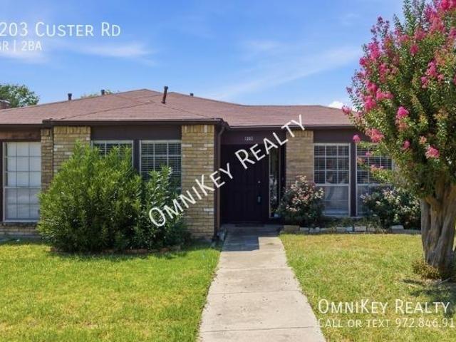 3 Br, 2 bath, Single Family 1203 Custer Rd