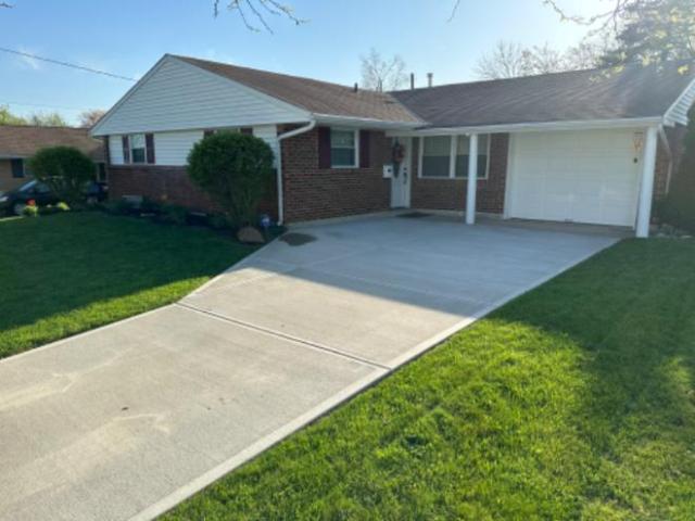 3 Br, 2 bath, Single Family 12083 Benadir Rd
