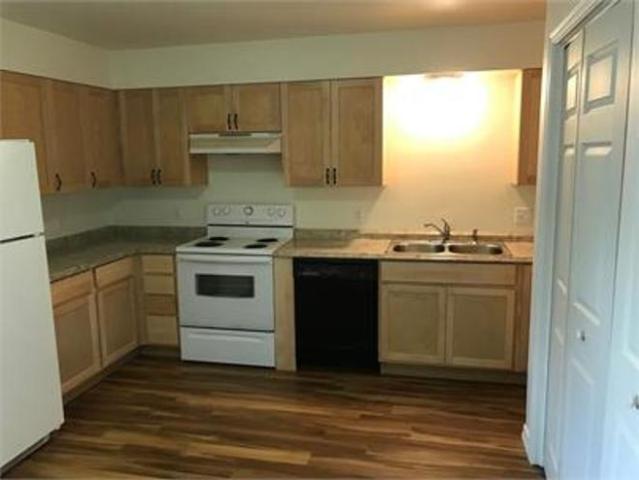 3 Br, 2 bath, Single Family 1208 Avenida Del Sol