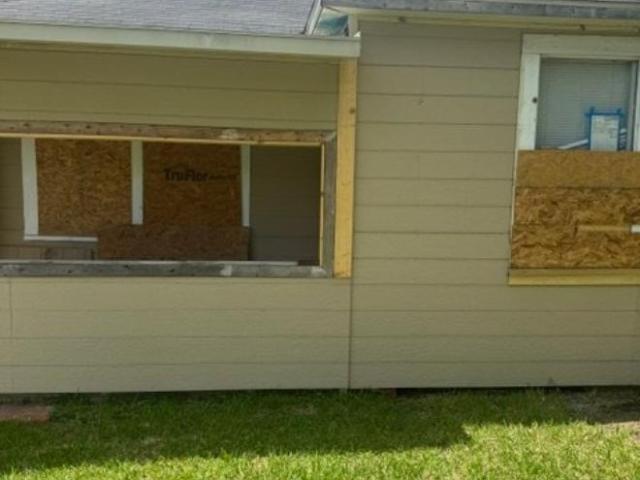 3 Br, 2 bath, Single Family 1209 West Proctor