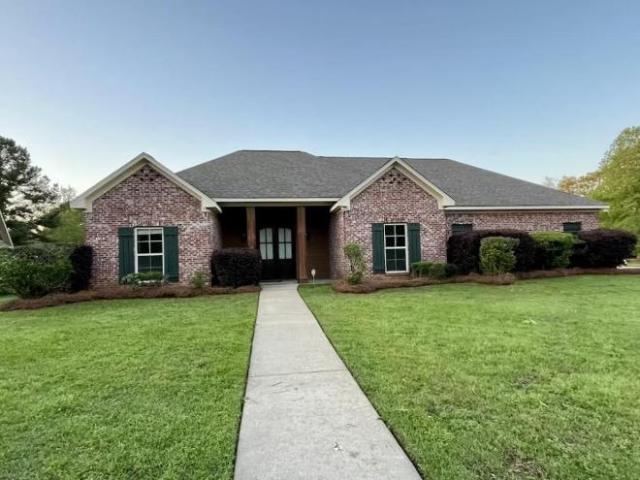 3 Br, 2 bath, Single Family 120 Bear Creek Cir