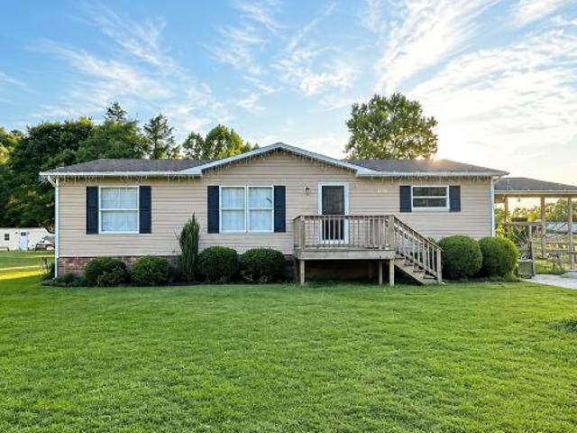 3 Br, 2 bath, Single Family 120 Church Rd