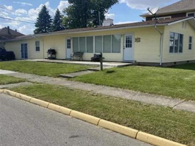 3 Br, 2 bath, Single Family 120 E 11th St