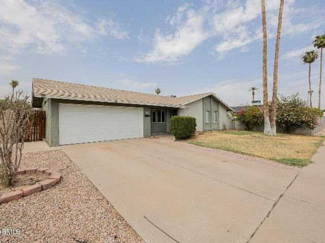 3 Br, 2 bath, Single Family 1218 E Carter Drive