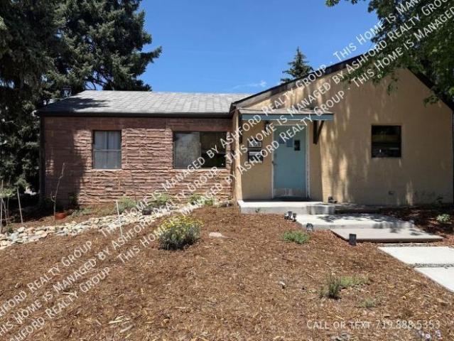 3 Br, 2 bath, Single Family 1220 E San Rafael Street