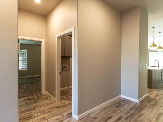 3 Br, 2 bath, Single Family 12217 Brinley Reign Dr