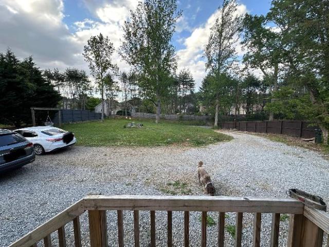 3 Br, 2 bath, Single Family 1224 Stanwood Ln