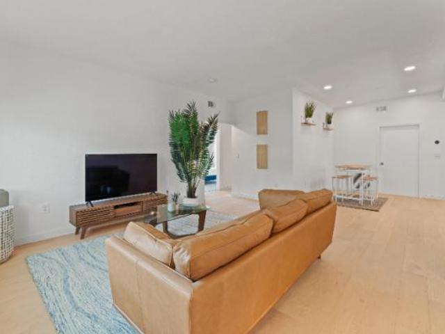 3 Br, 2 bath, Single Family 12296 144th Lane
