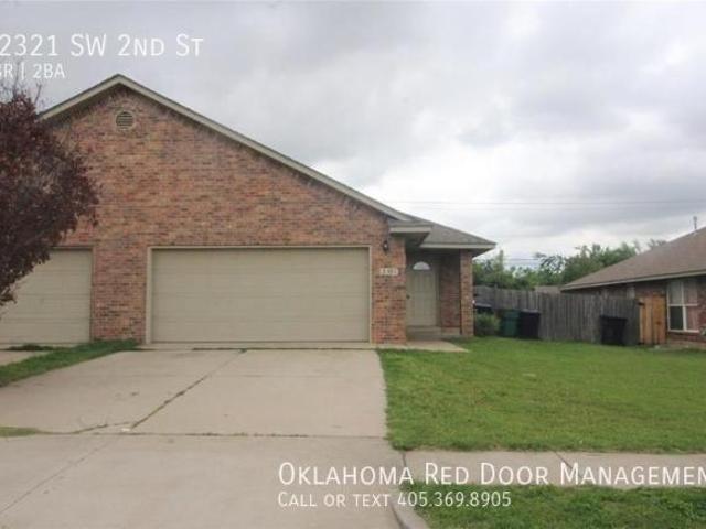 3 Br, 2 bath, Single Family 12321 Sw 2nd St