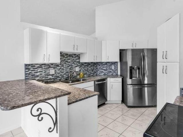 3 Br, 2 bath, Single Family 12382 Pleasant Green Way