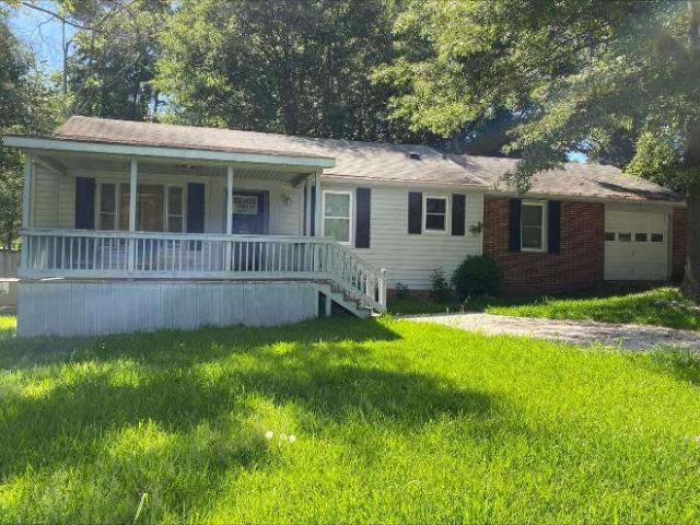 3 Br, 2 bath, Single Family 127 Warren Road