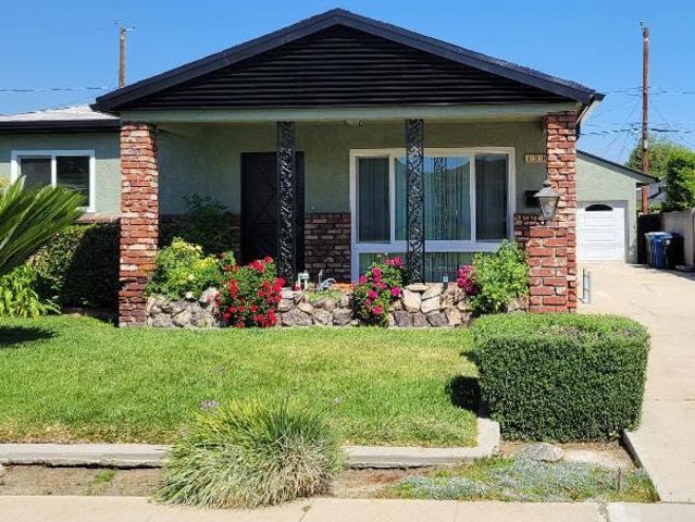 3 Br, 2 bath, Single Family 1243 N Reese Place